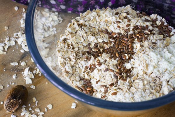 30 Evidence-Based Benefits of Oatmeal - Well-Being Secrets