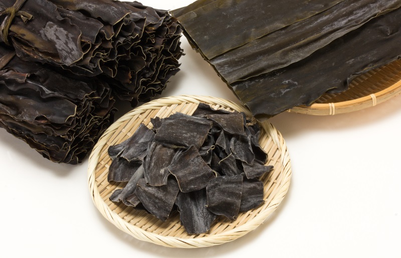 11 Evidence-Based Health Benefits of Kelp - Well-Being Secrets